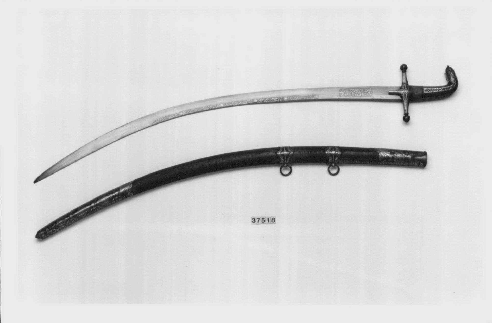Syria - Sabre and scabbard
