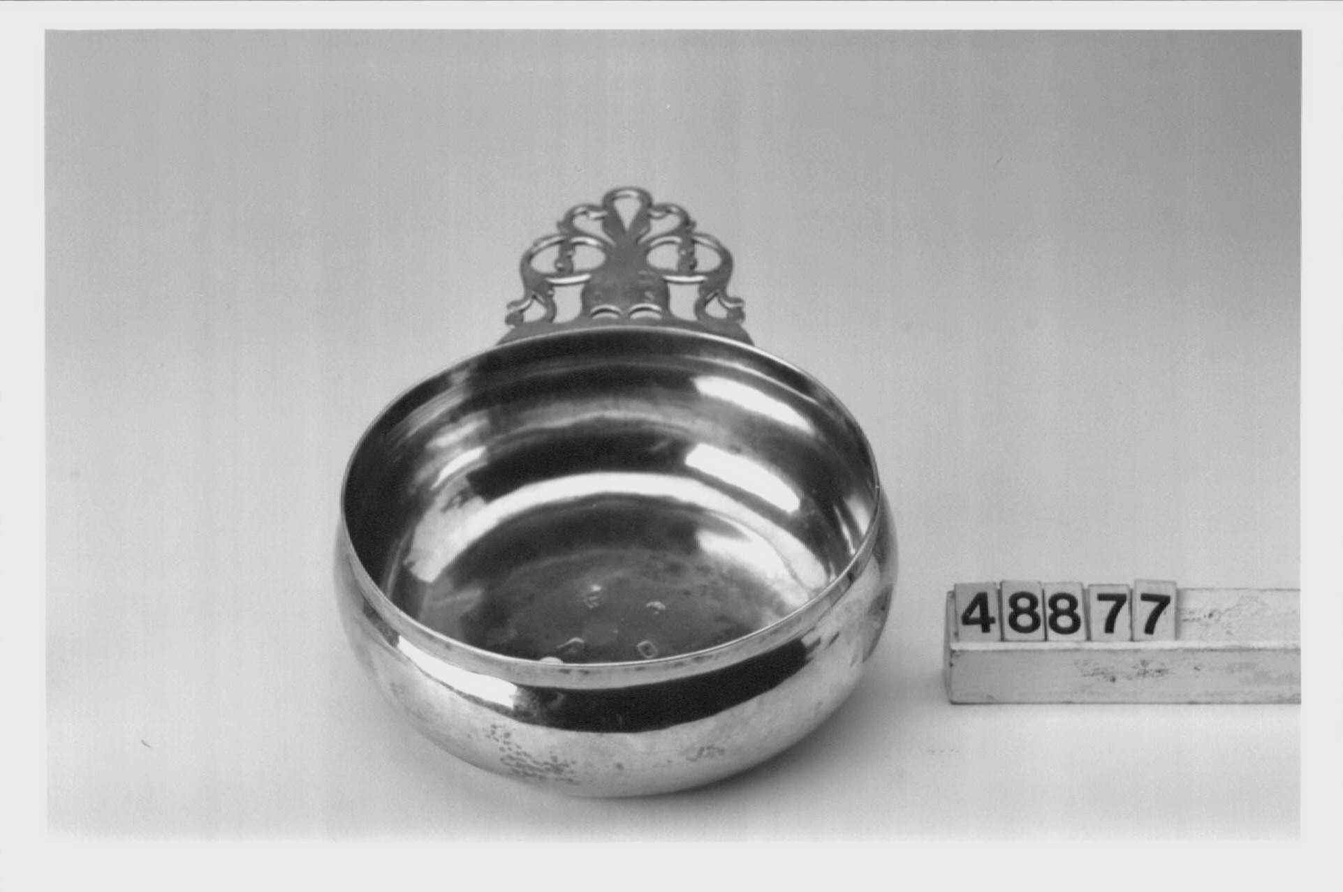 England - Bleeding bowl